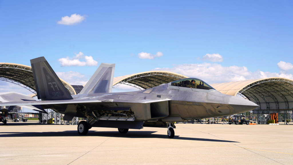 Mission-Critical Solutions for U.S. Government C2 Centers